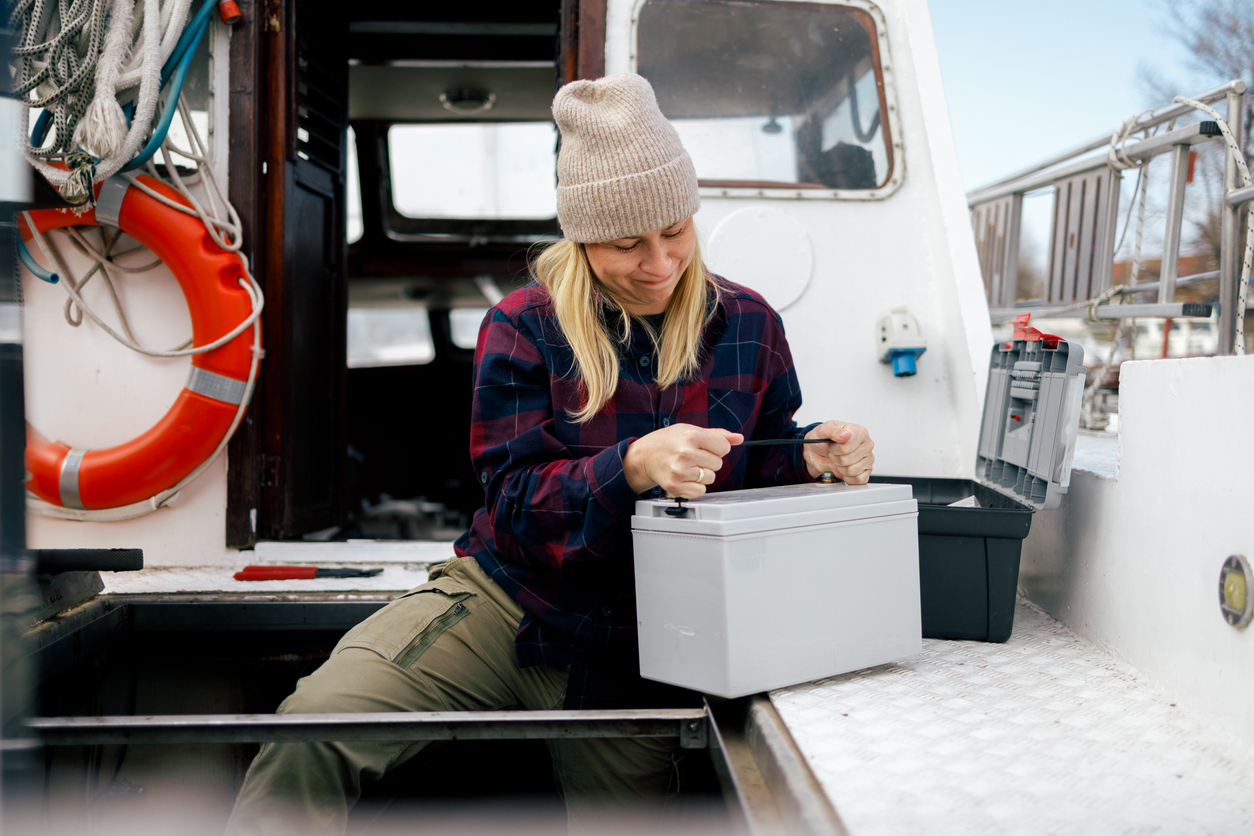 Boat Battery Storage for Winter: A Quick Guide